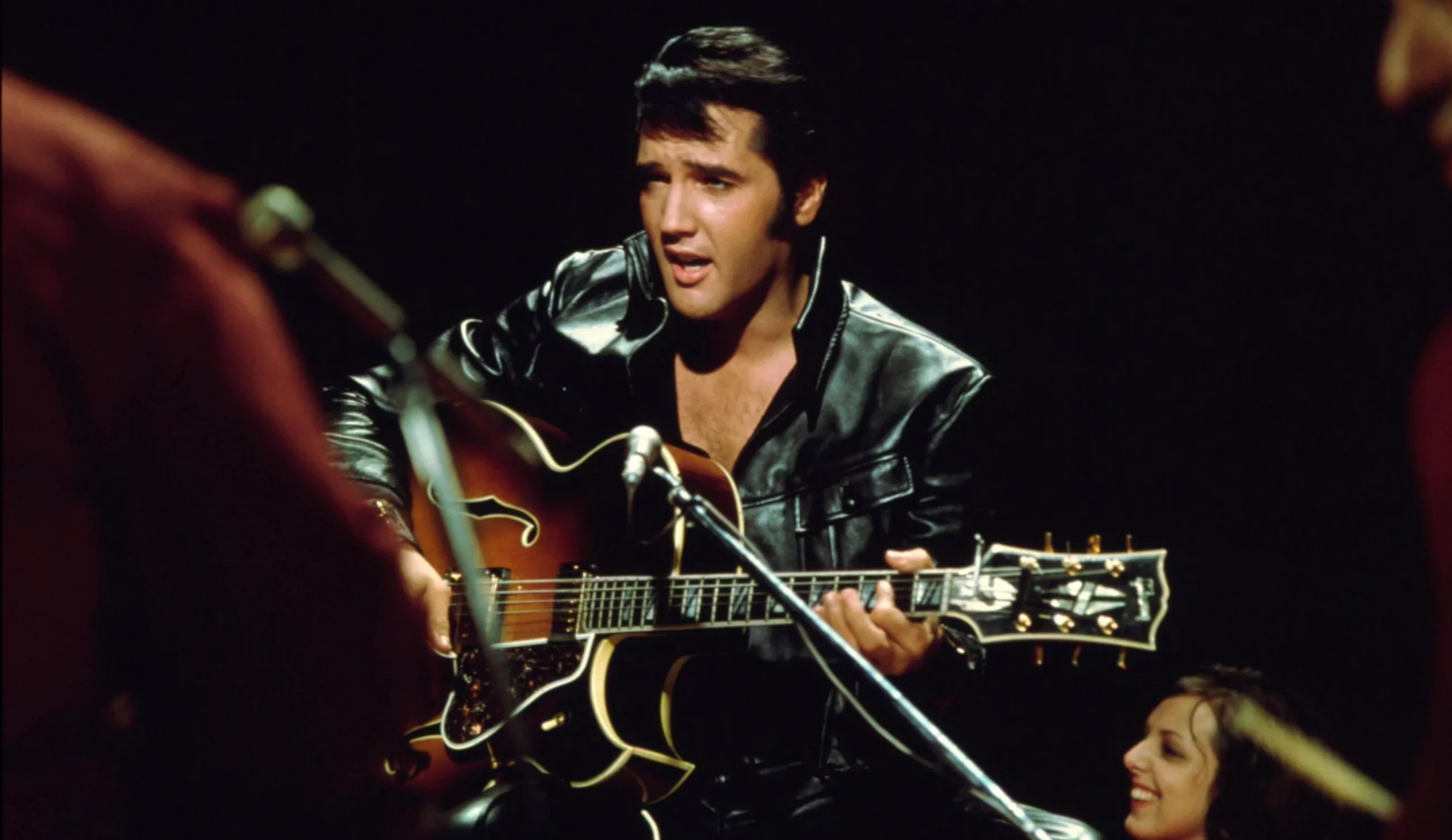 Elvis Presley só queria balançar o quadril na cara da sociedade careta ...